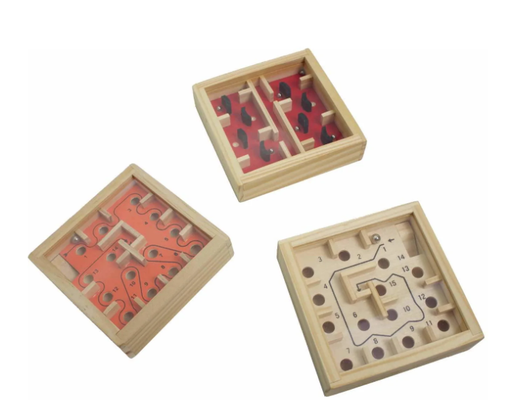 Labyrinth Puzzle – Curiosity Corner at Scott Family Amazeum